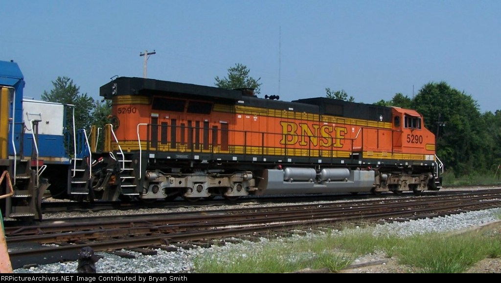 BNSF 5290